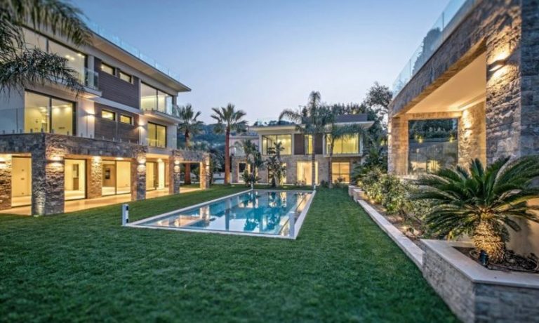 Ultimate Luxury Villas in Europe - The Best Luxury Villas in The Europe